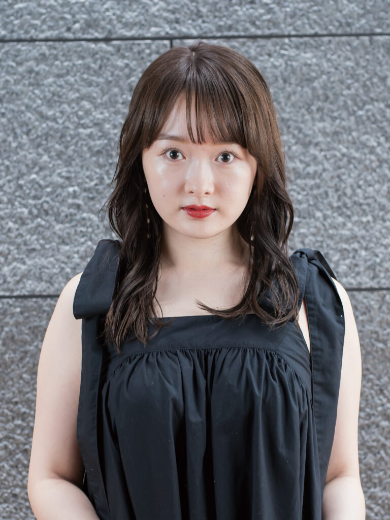 外巻きゆるふわミディアム | 銀座 美容室 Respia (レスピア)